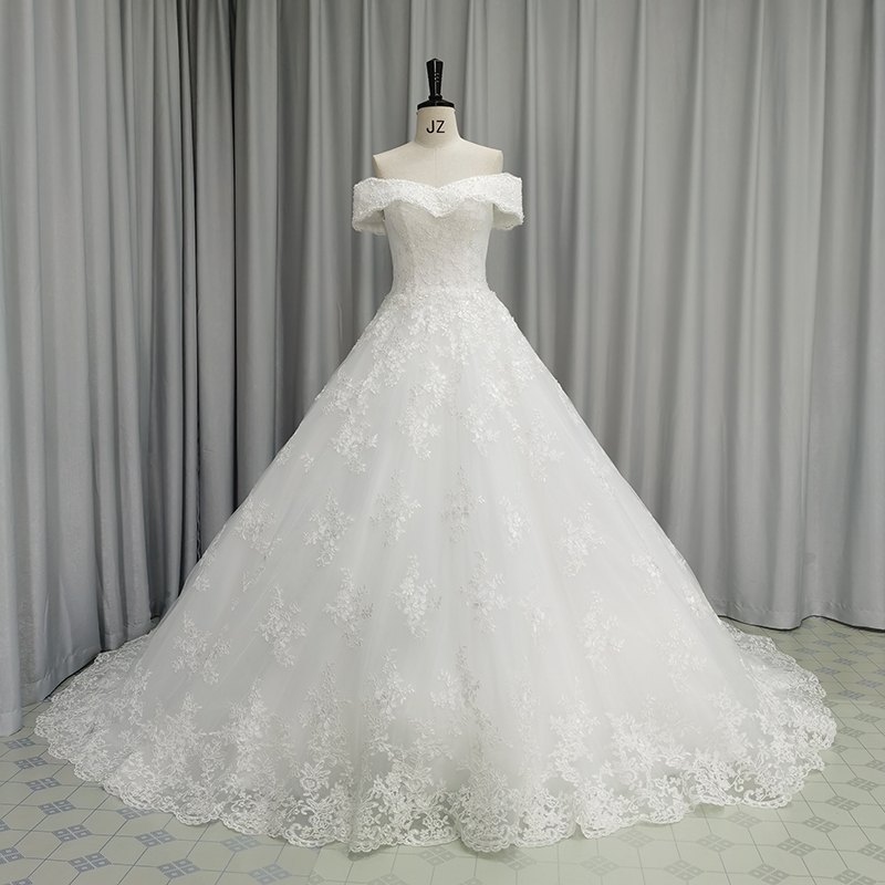 Exquisite Lace Off-shoulder Bridal Gown Dress on Luulla