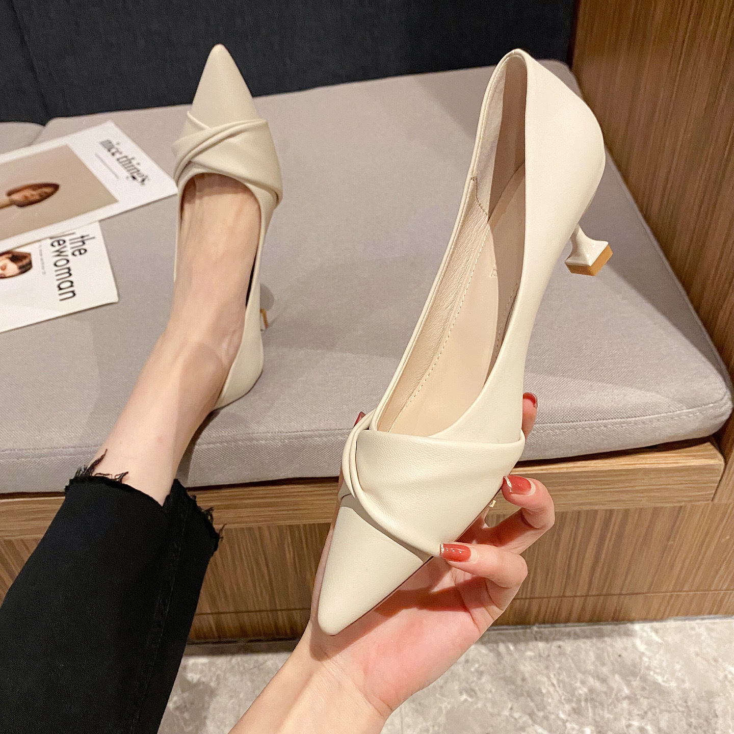 Chic Beige Low-heel Pointed Toe Pumps on Luulla